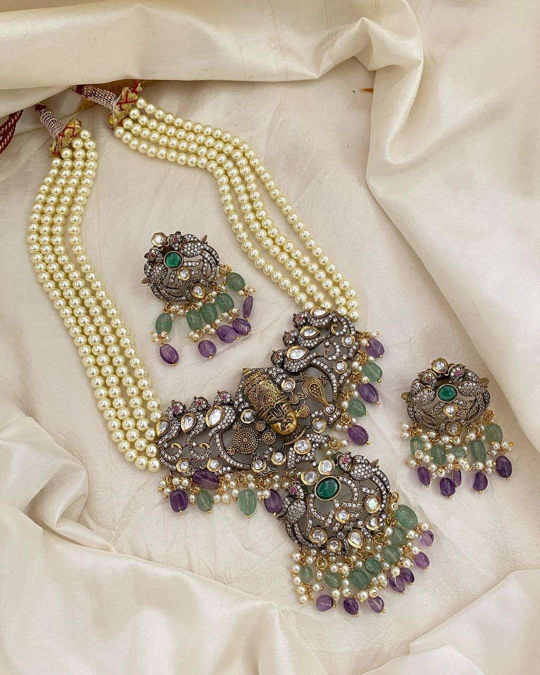 7 New Victorian Diamond Jewellery Designs - Girls Fashion Ideas