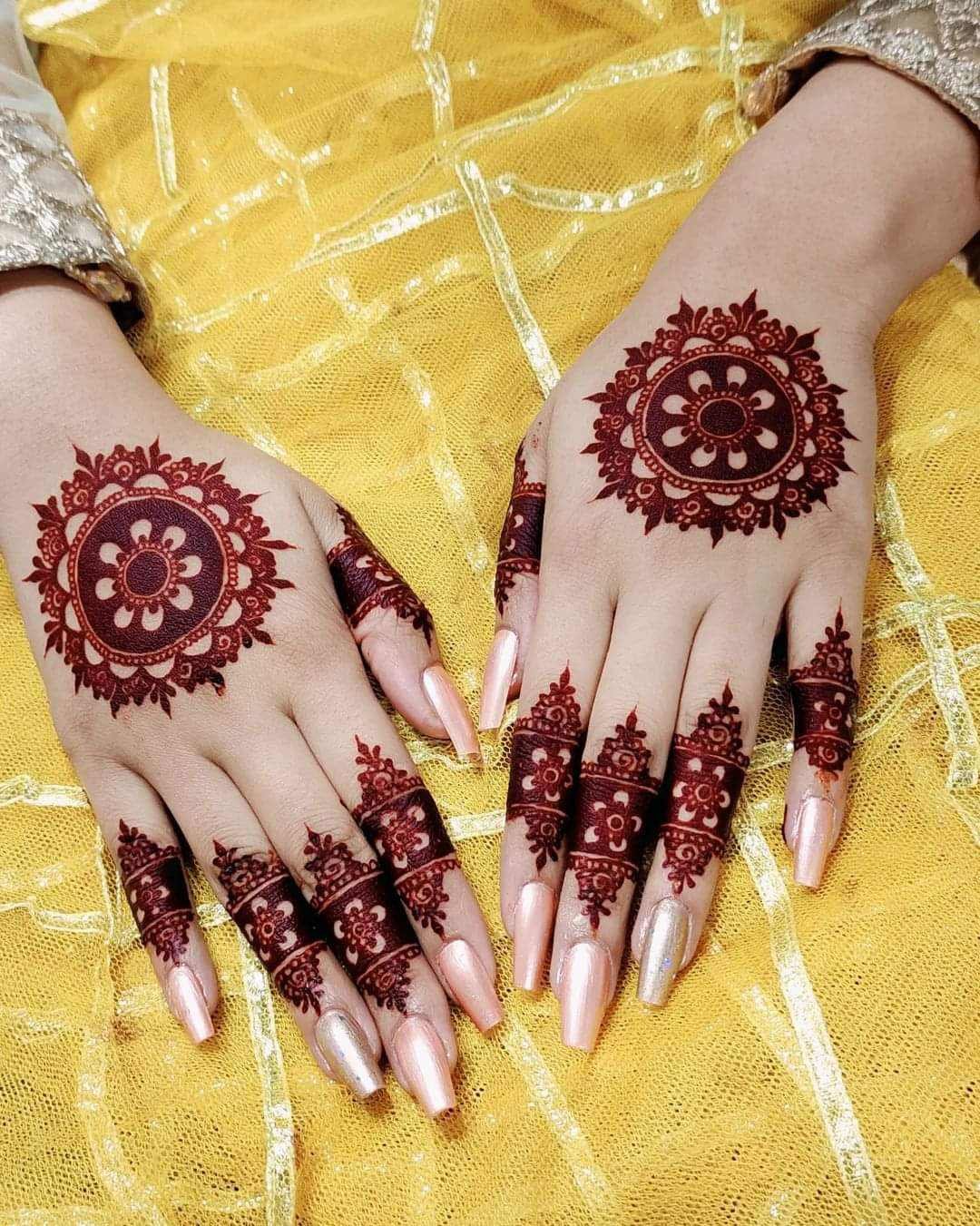 15 Simple Mehndi Design 2026 - Girls Fashion Ideas
