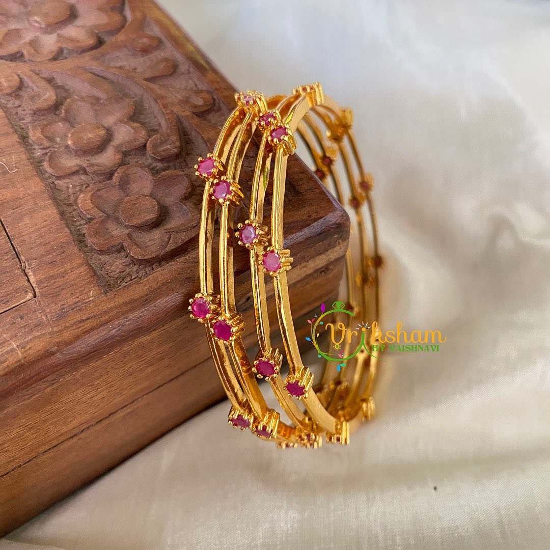 9 Stylish And Traditional Bangles Design For Girls - Girls Fashion Ideas