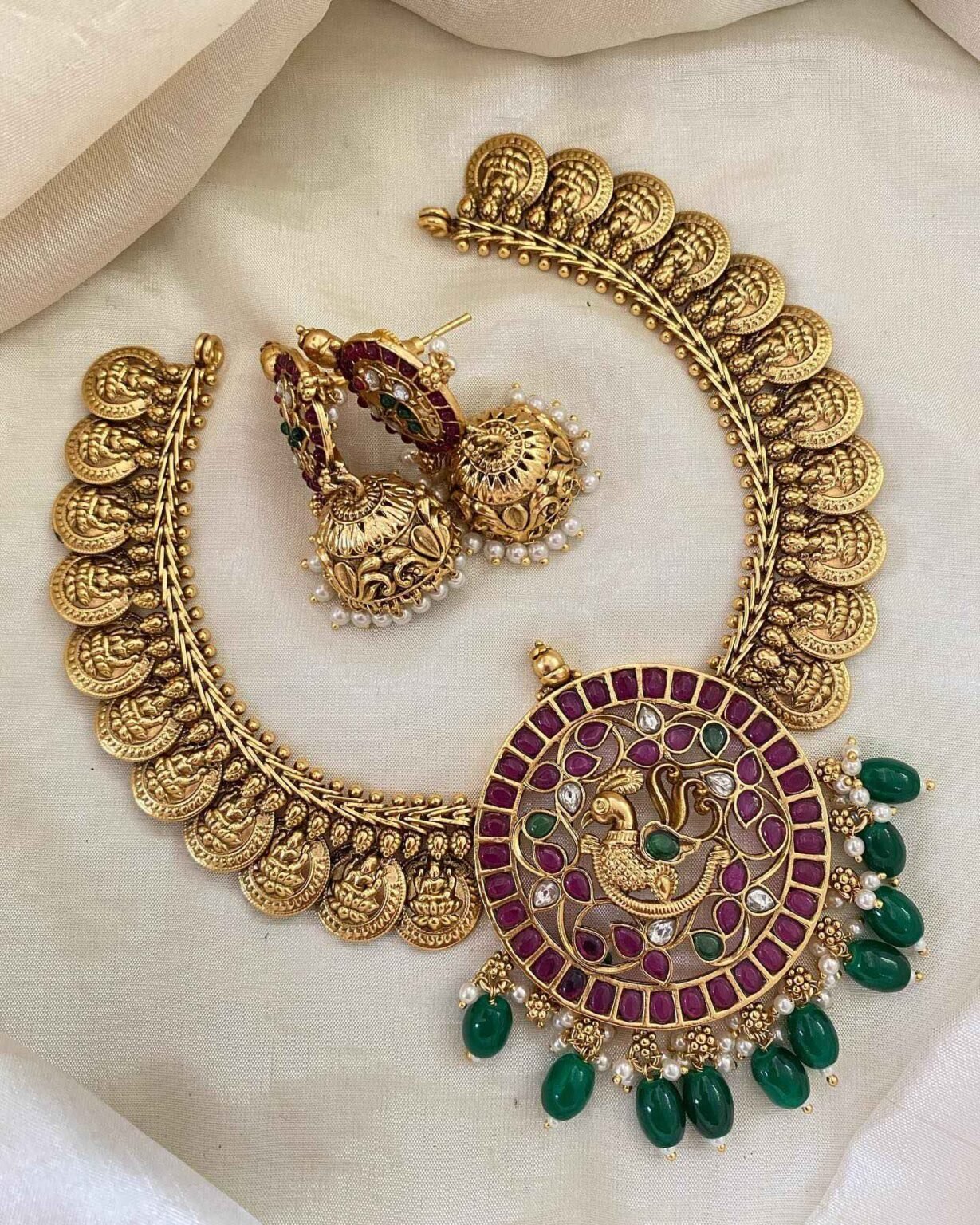 Jewellery design: Antique South Jewellery Designs for womens - Girls ...
