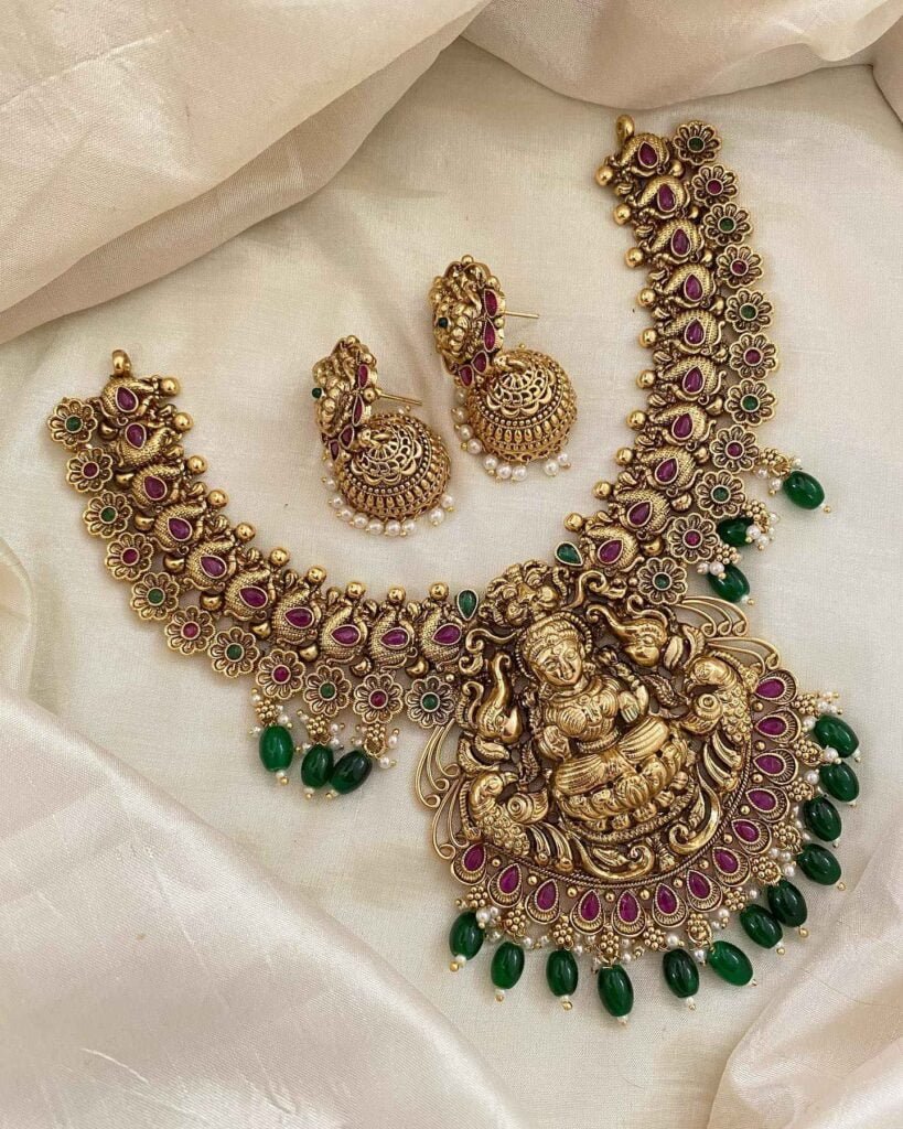 Jewellery design: Antique South Jewellery Designs for womens - Girls ...