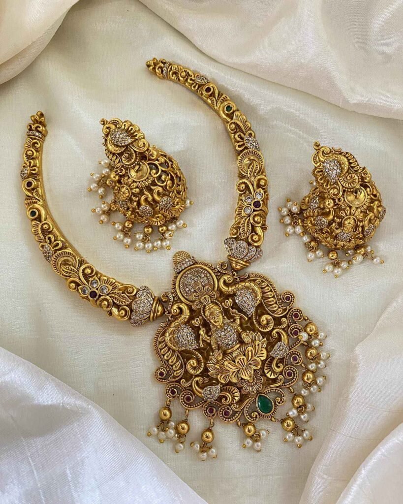 Jewellery design: Antique South Jewellery Designs for womens - Girls ...