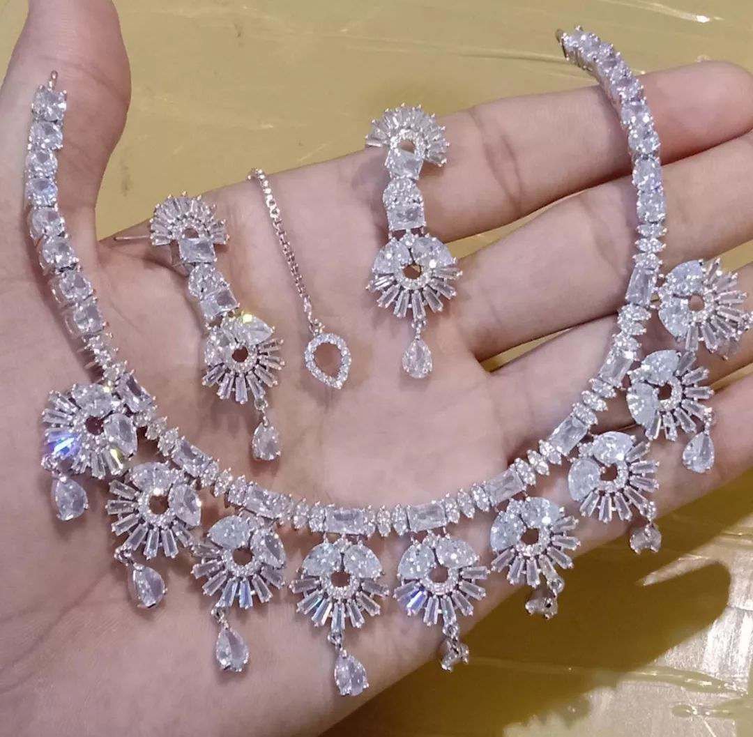 Jewellery Set Design : Latest Ad Jewellery Set Designs For Girls ...