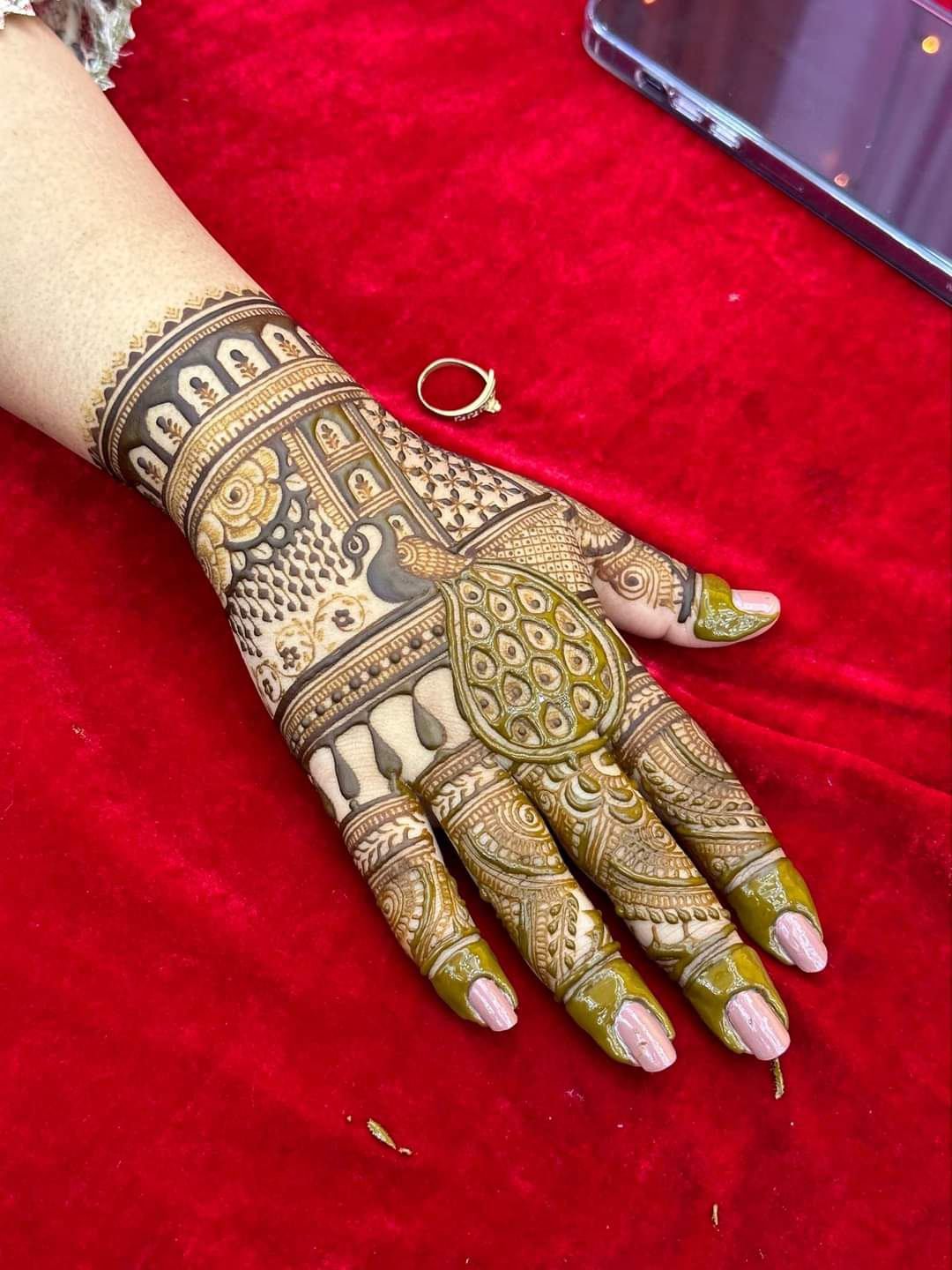 Mehndi Designs : Stylish Mehndi Design For Eid - Girls Fashion Ideas