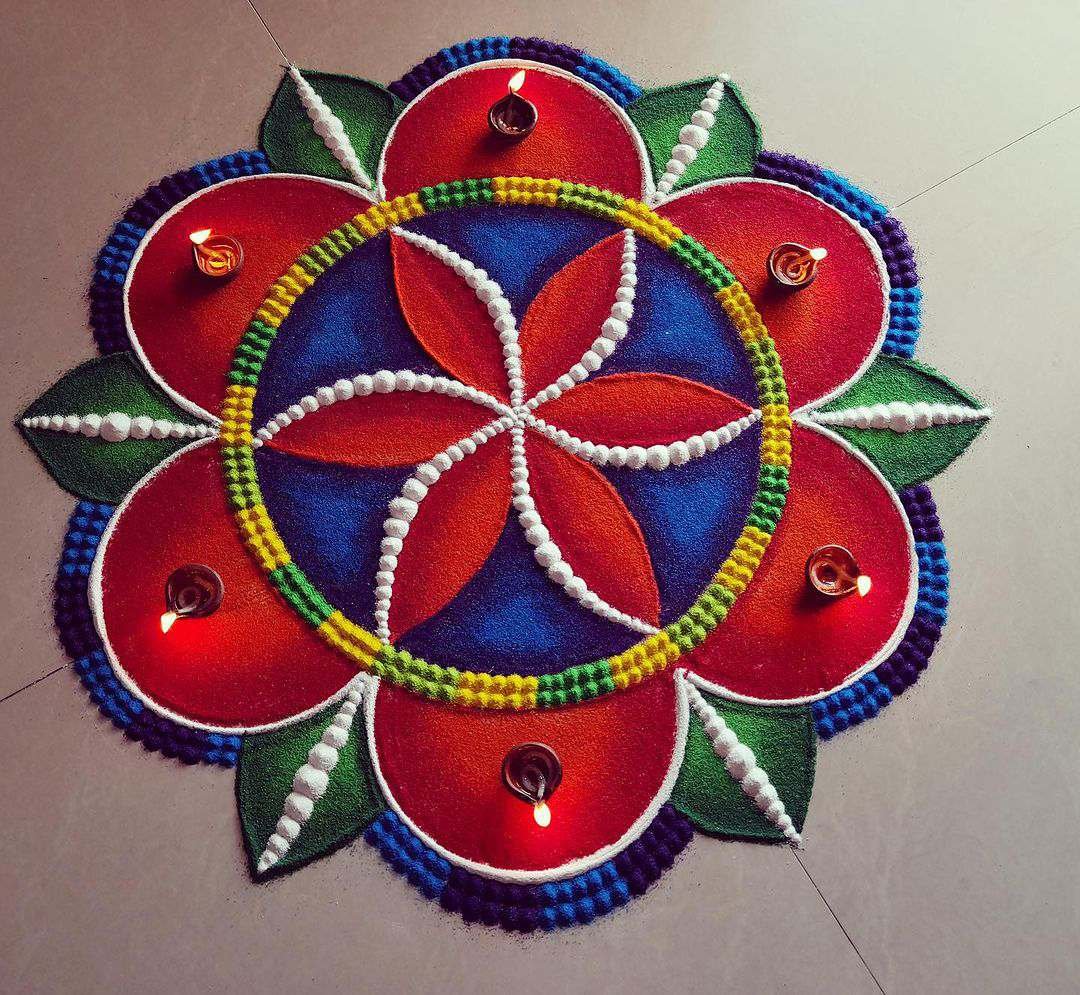Rangoli Design : 10 Beautiful Simple Rangoli Design For Navratri ...